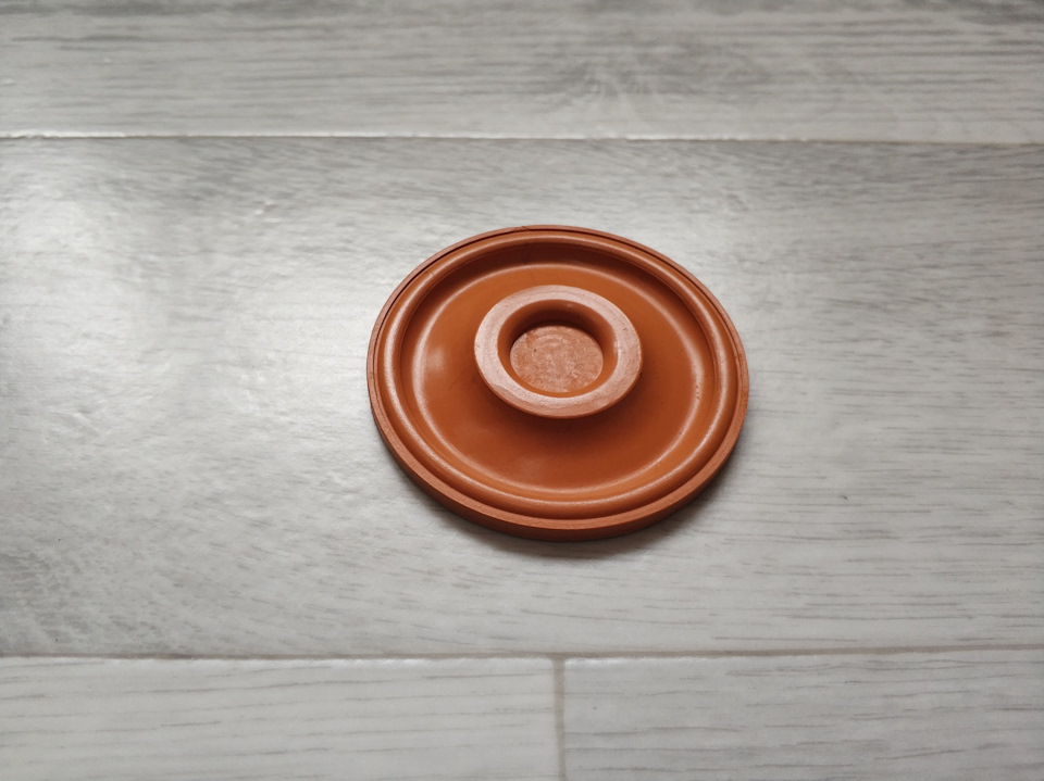 Мембрана клапанной крышки Peugeot/Citroen 1.8/2.0I 16V.ОЕМ 0248.R6 ...