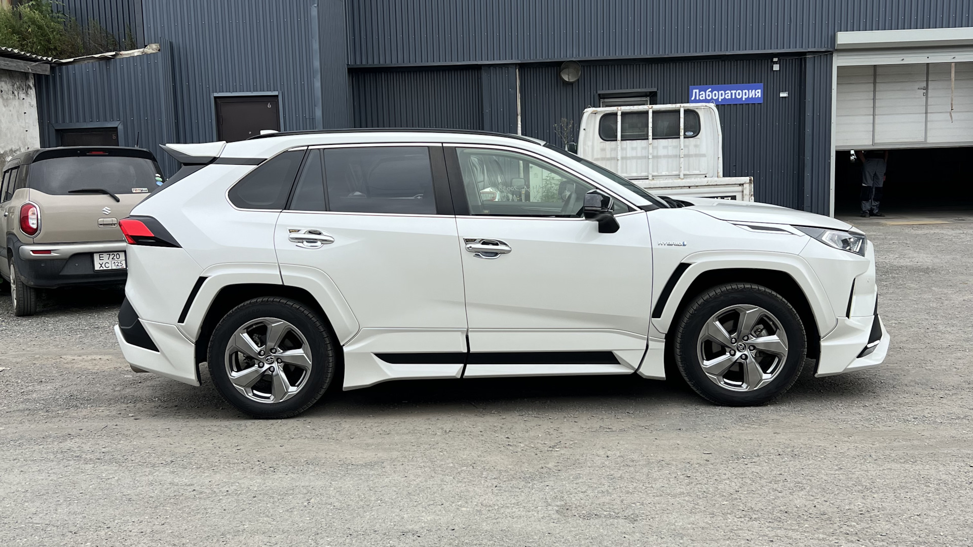 Toyota RAV4 Hybrid (5G) 2.5 гибридный 2019 | TRD на DRIVE2