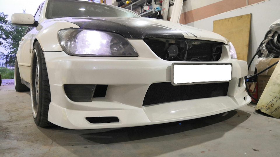 Toyota Altezza 4.0 бензиновый 2003 | Air X-sive V8 на DRIVE2