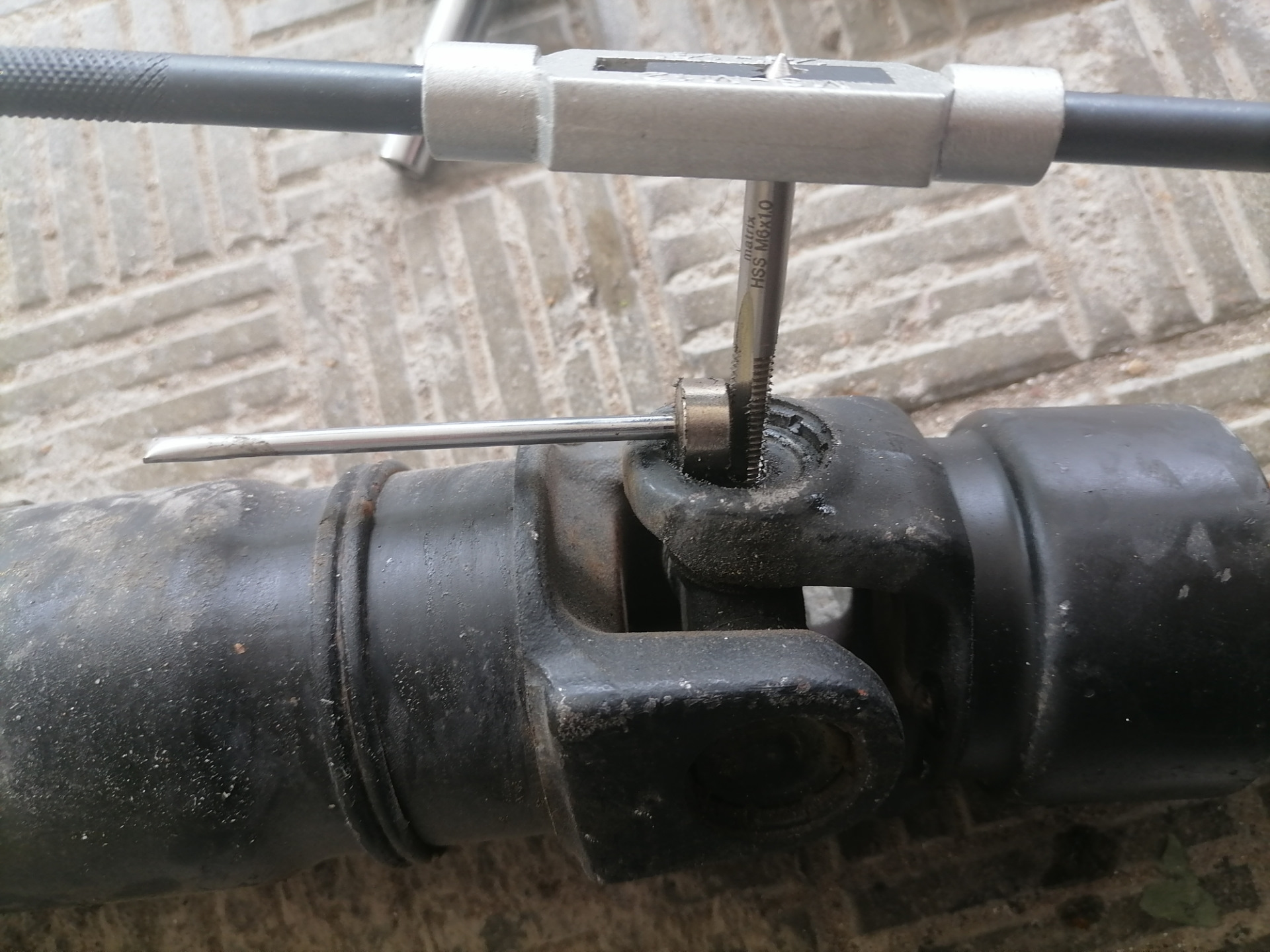 Смазка крестовин Subaru — Subaru Outback (BP), 2,5 л, 2005 года ...