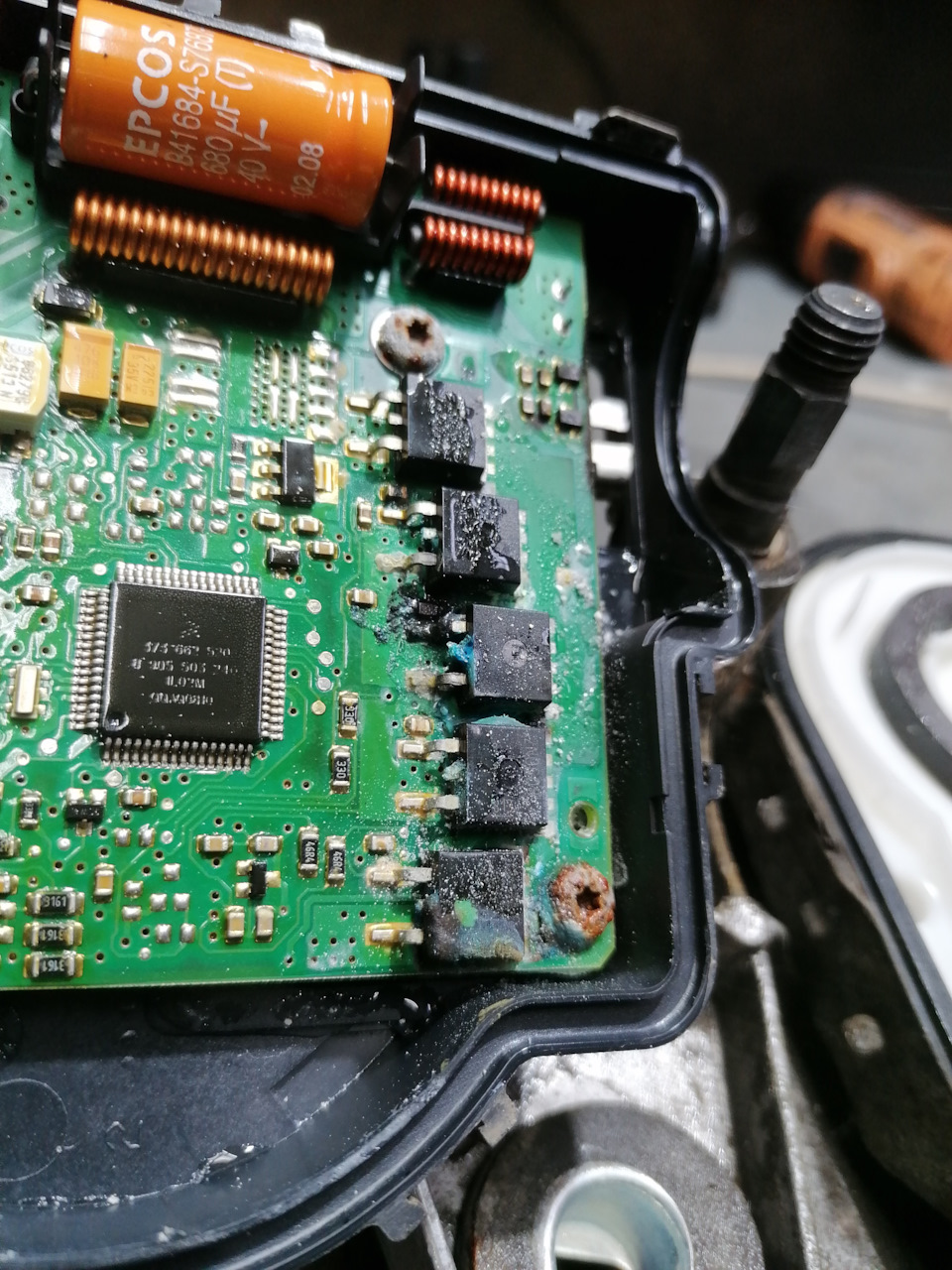 Моторчик стеклоочестителя, передний. — Volkswagen Touareg (1G), 2,5 л ...