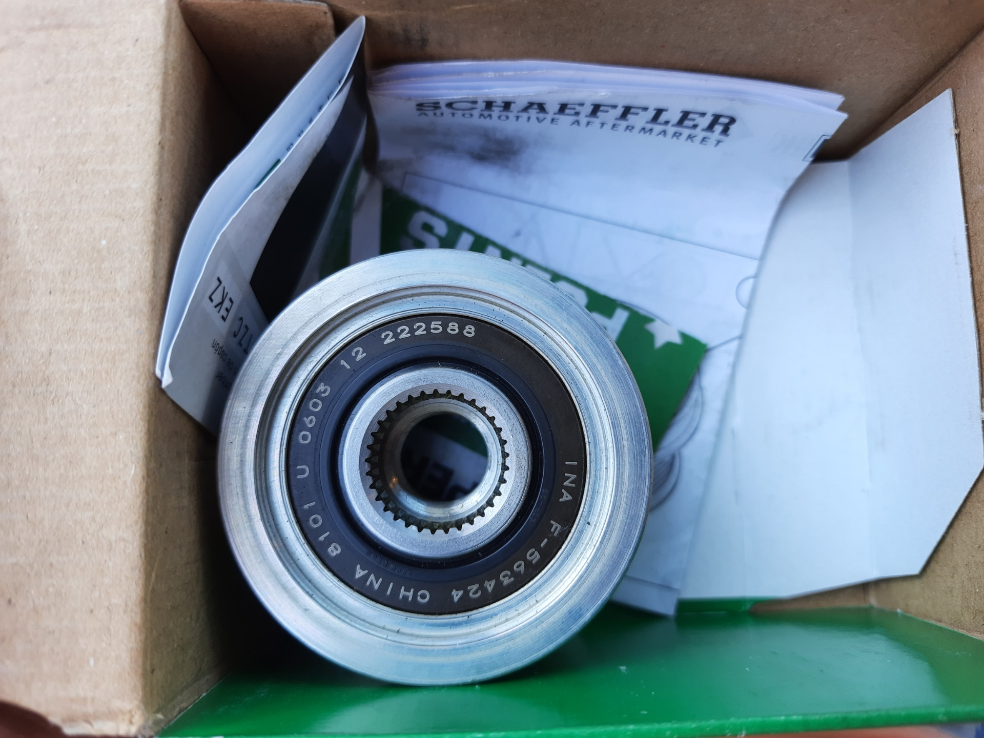 Почти все доехали мои запчастюлины — BMW 3 series (E46), 2 л, 2002 года ...