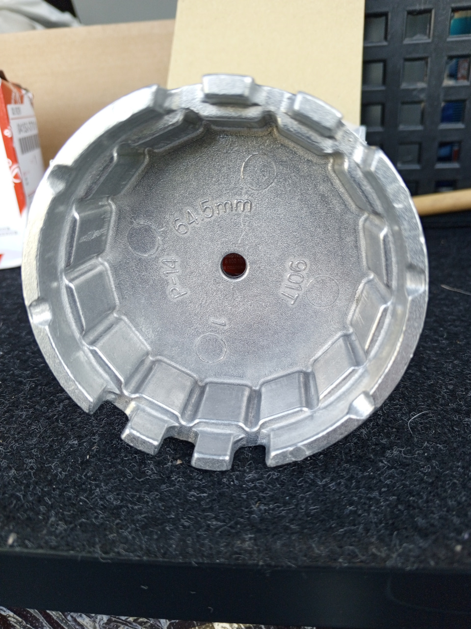 Фильтрующий элемент м.фильтра и съемник масляного фильтра — Toyota ...