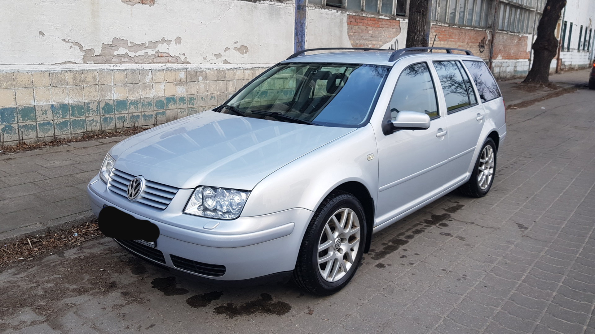Volkswagen Bora Variant 1.6 бензиновый 1999 | 1.6 SR AKL на DRIVE2