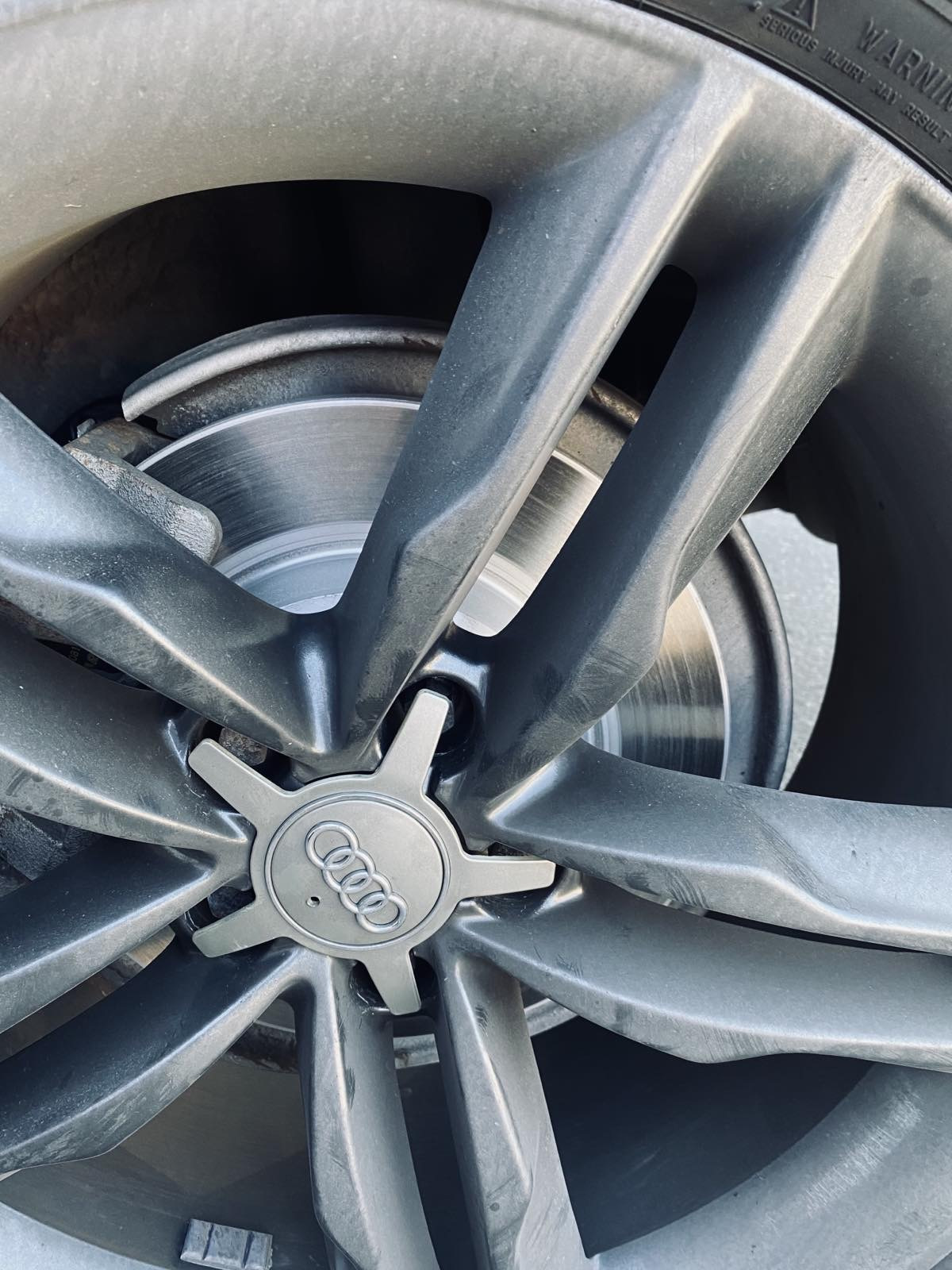 Замена задних тормозных дисков Textar, колодок Textar Epad Ауди Q5 ...