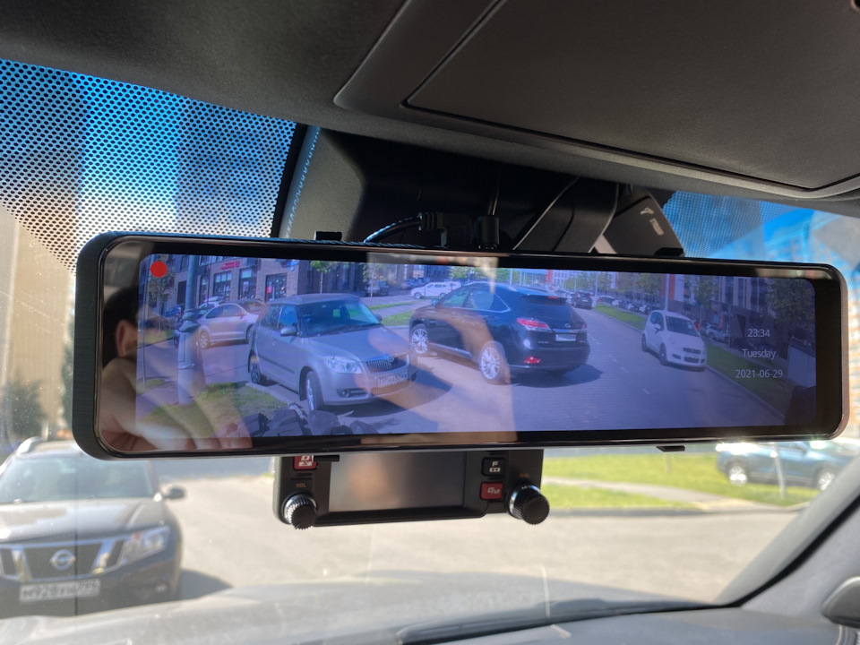 Зеркало заднего вида из видеорегистратора с двумя камерами — Toyota ...