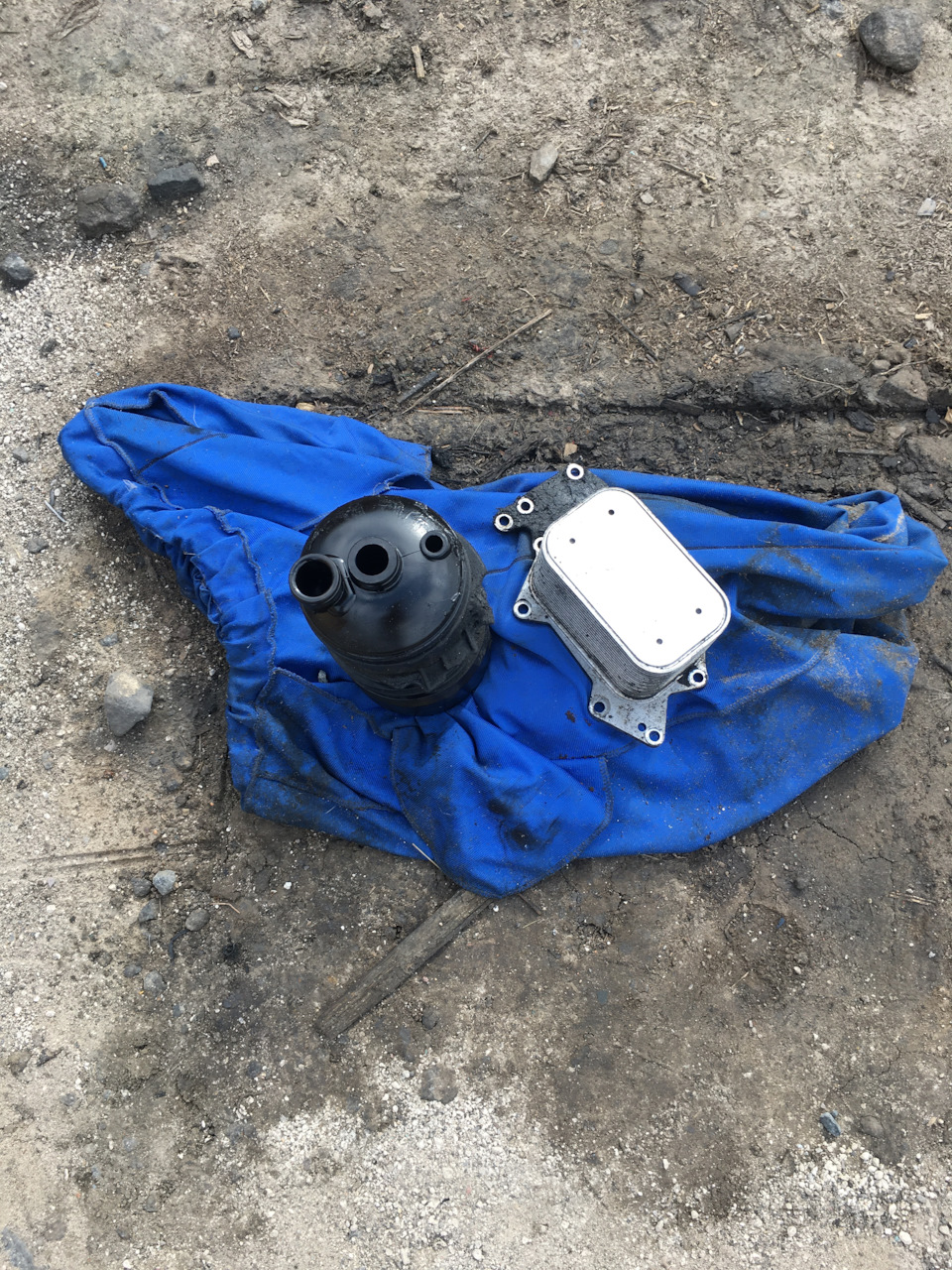 Замена всех прокладок в развале двигателя, замена крышек форсунок Ауди ...