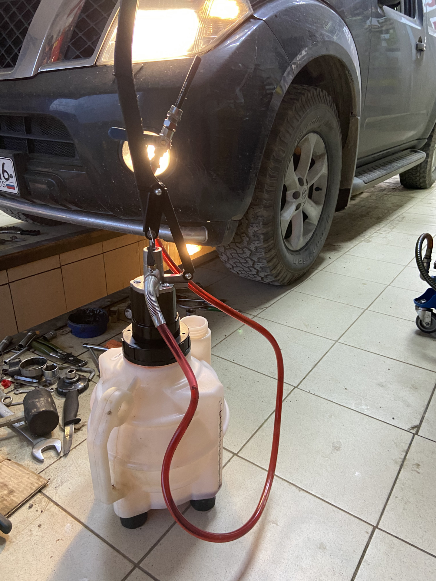 Замена масла в Акпп с фильтром — Nissan Pathfinder (3G), 2,5 л, 2010 ...