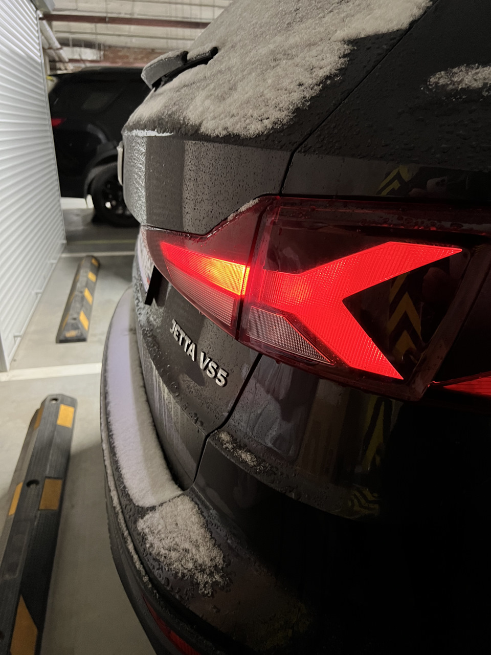 Причина умершего аккумулятора — Jetta VS5, 1,4 л, 2022 года | визит на ...