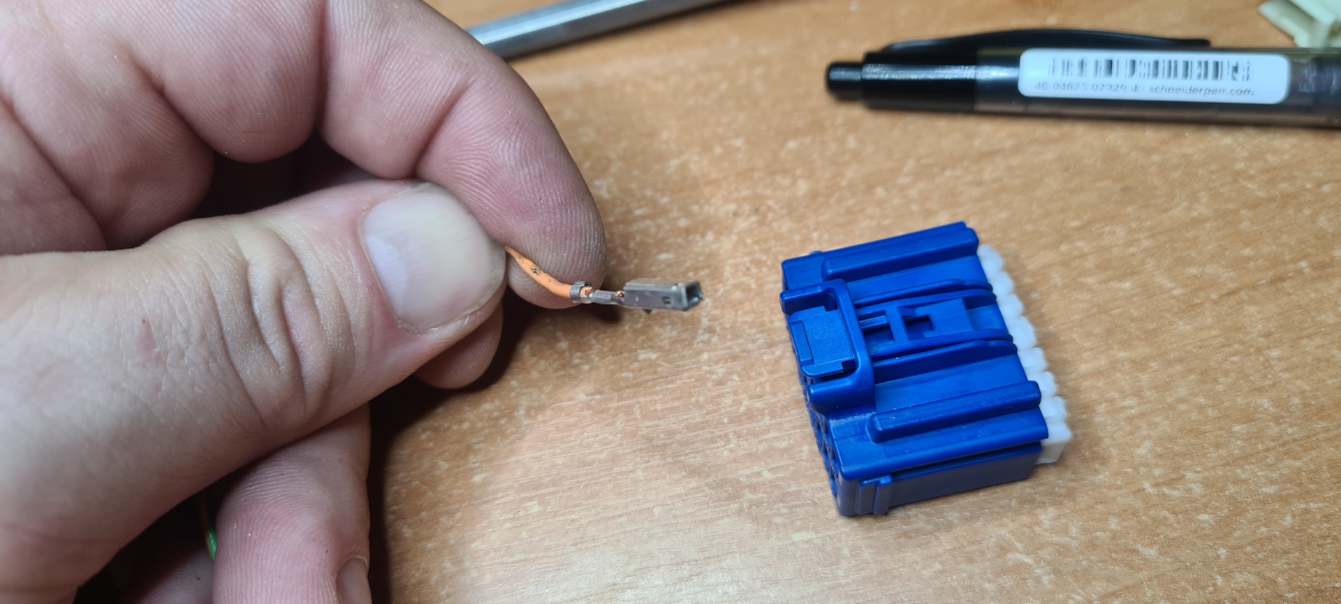 Установка пассивного сабвуфера Volvo. 1 часть. — DRIVE2