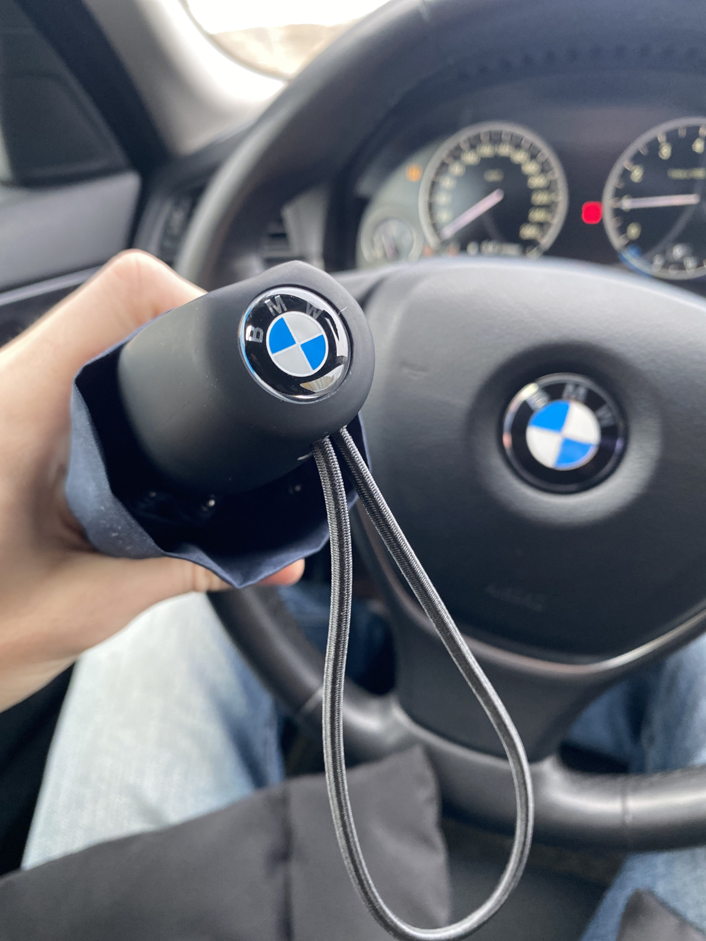 Оригинальный зонтик BMW. — BMW 5 series (F10), 2 л, 2014 года ...