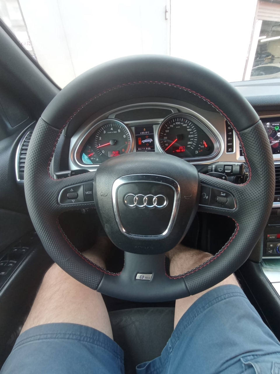 Новый руль — Audi Q7 (1G), 3,6 л, 2009 года | стайлинг | DRIVE2