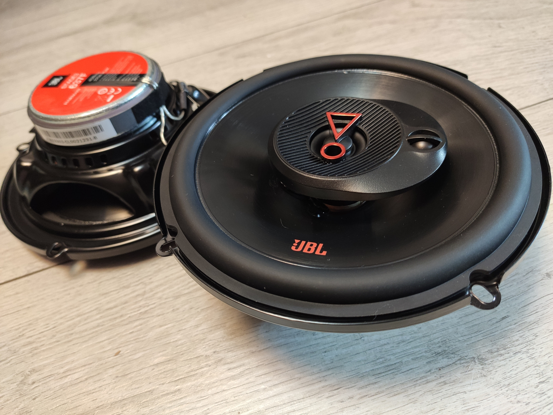 Замена штатных динамиков — Audi A6 (C5), 2,7 л, 2002 года | автозвук ...