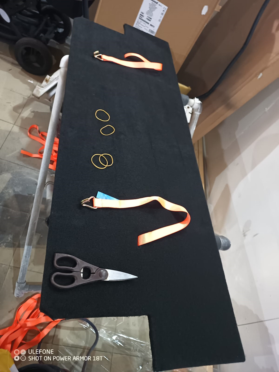 Так, а сюда мы приписячем эту полочку! — Volkswagen Multivan (T6), 2 л, 2020 года | аксессуары ...