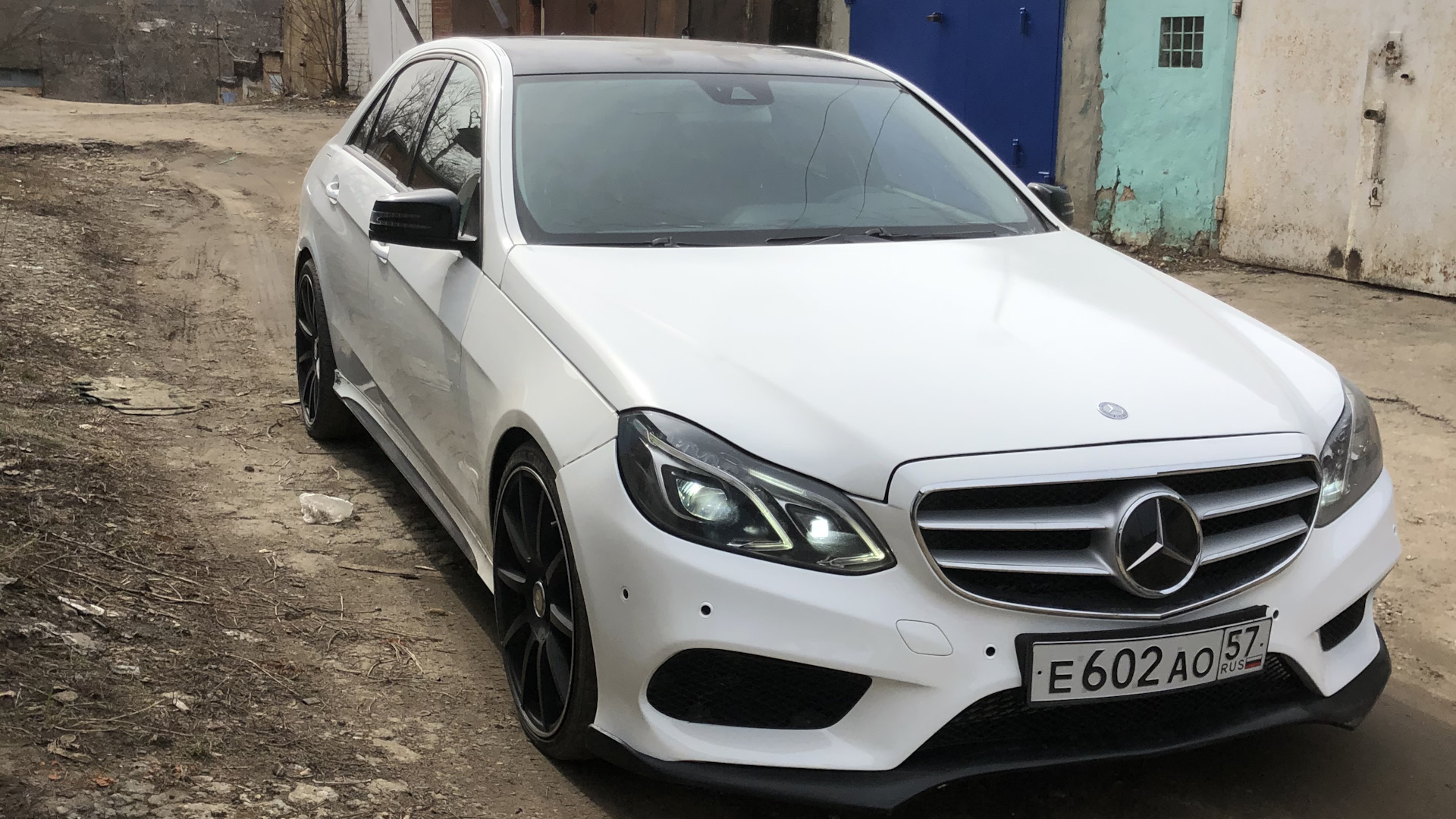 Mercedes-Benz E-class (W212) 2.0 бензиновый 2013 | White 2.0 turbo на ...