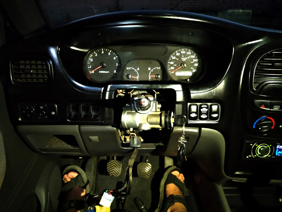 Дальний свет — KIA Sportage (1G), 2 л, 2004 года | своими руками | DRIVE2