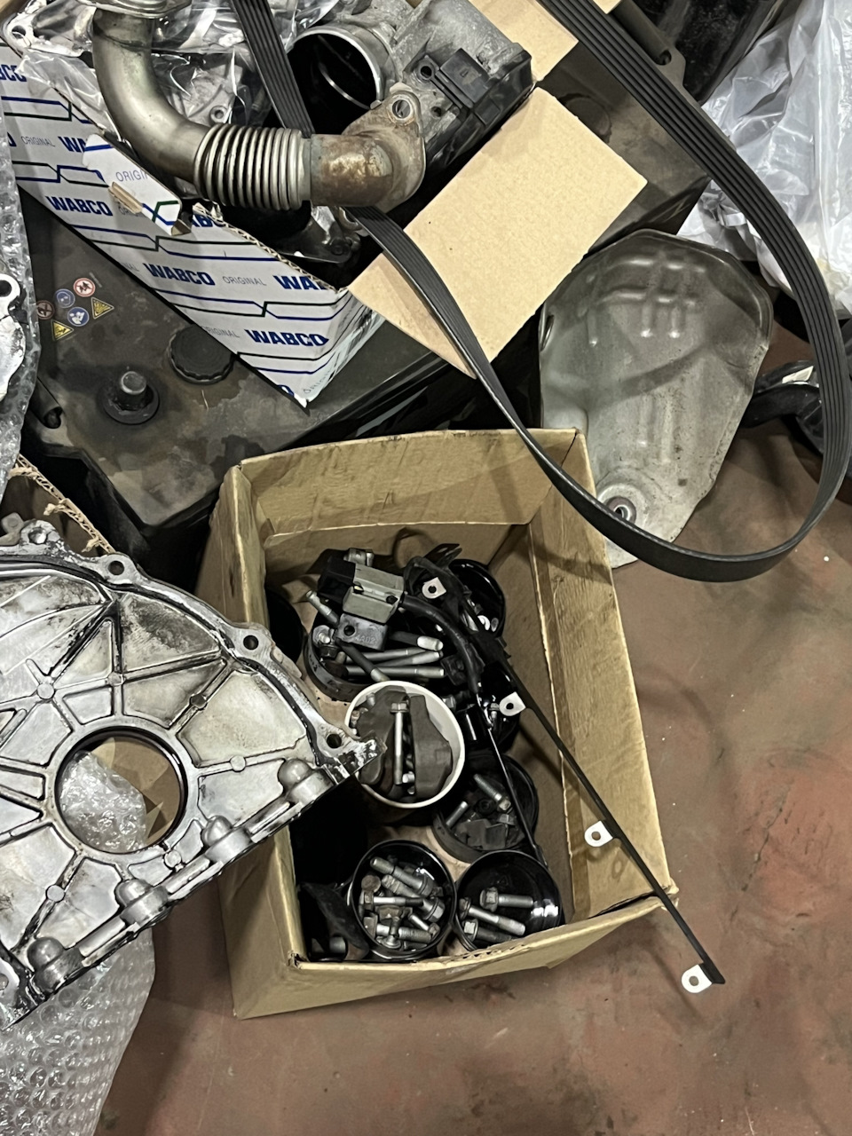 Замена прокладки ГБЦ(или увлекательный атракцион) — KIA Sorento (2G), 2 ...