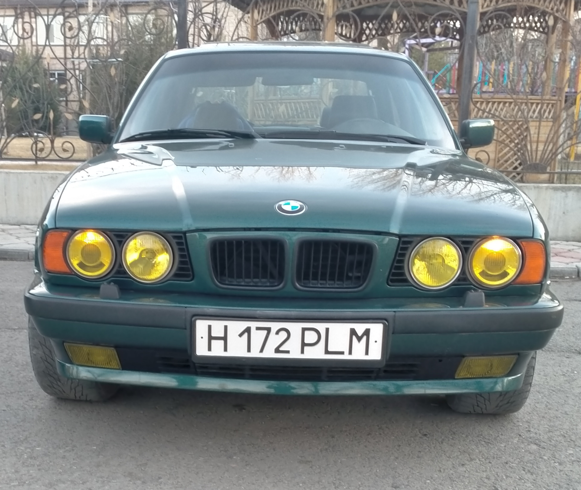 Жёлтые фары и туманки — BMW 5 series (E34), 2,5 л, 1994 года ...