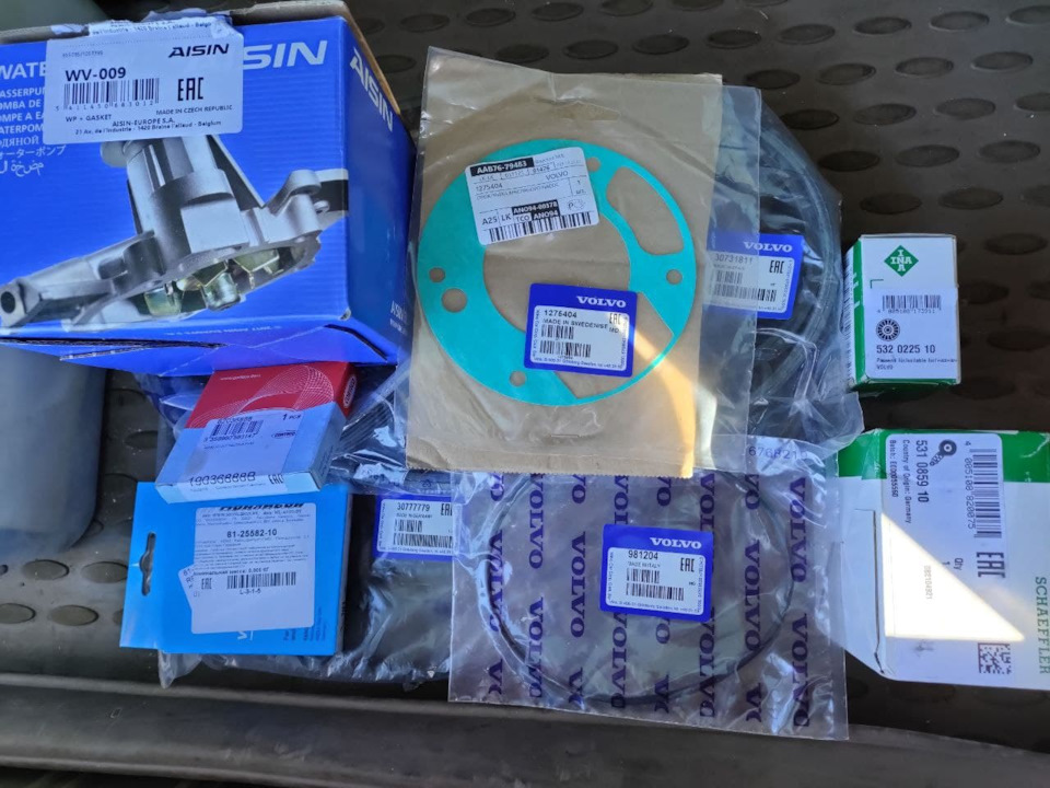 🔧 Замена ГРМ, помпы, роликов, натяжителя + мелочи — Volvo XC90 (1G), 2 ...