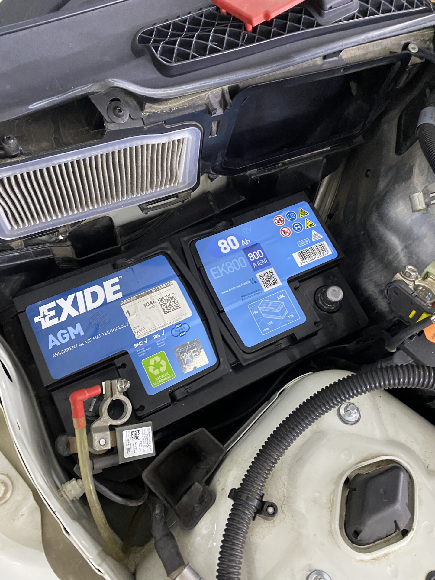 Замена ах… аккумулятора — Mercedes-Benz C-Class (W204), 1,8 л, 2012 ...