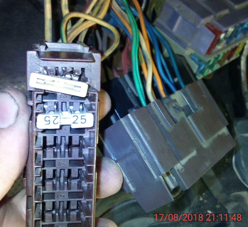 A1708201821 Указатель поворота зеркала бокового Mercedes | Запчасти на ...