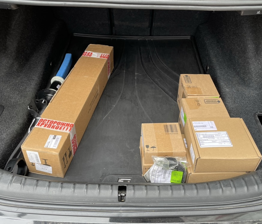 Приехали стойки! — BMW 5 series (G30), 2 л, 2017 года | визит на сервис ...