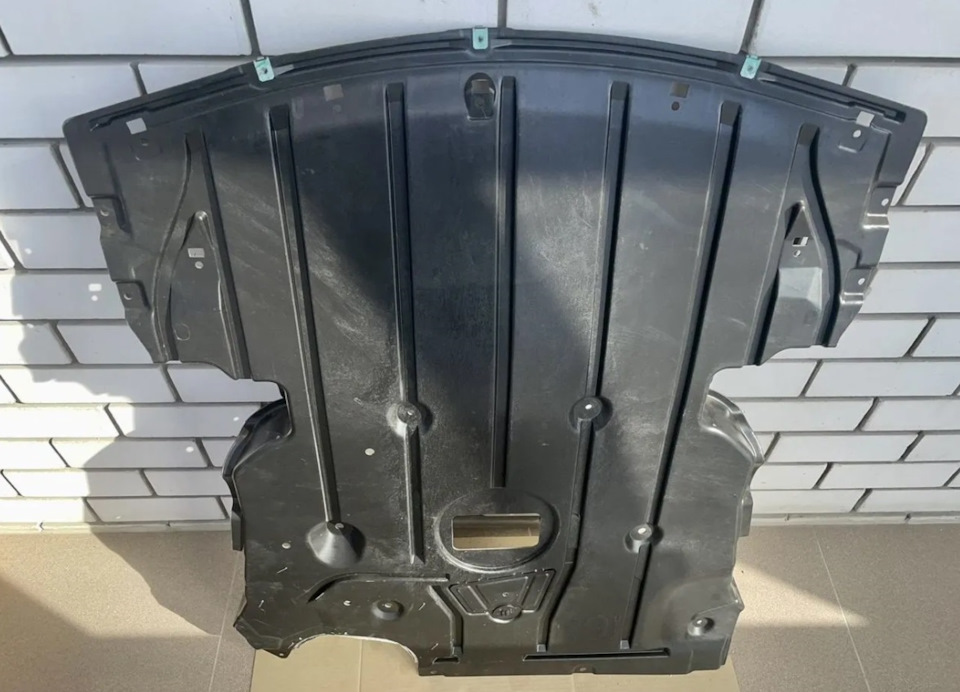 51757129341 Экран моторного отсека BMW | Запчасти на DRIVE2