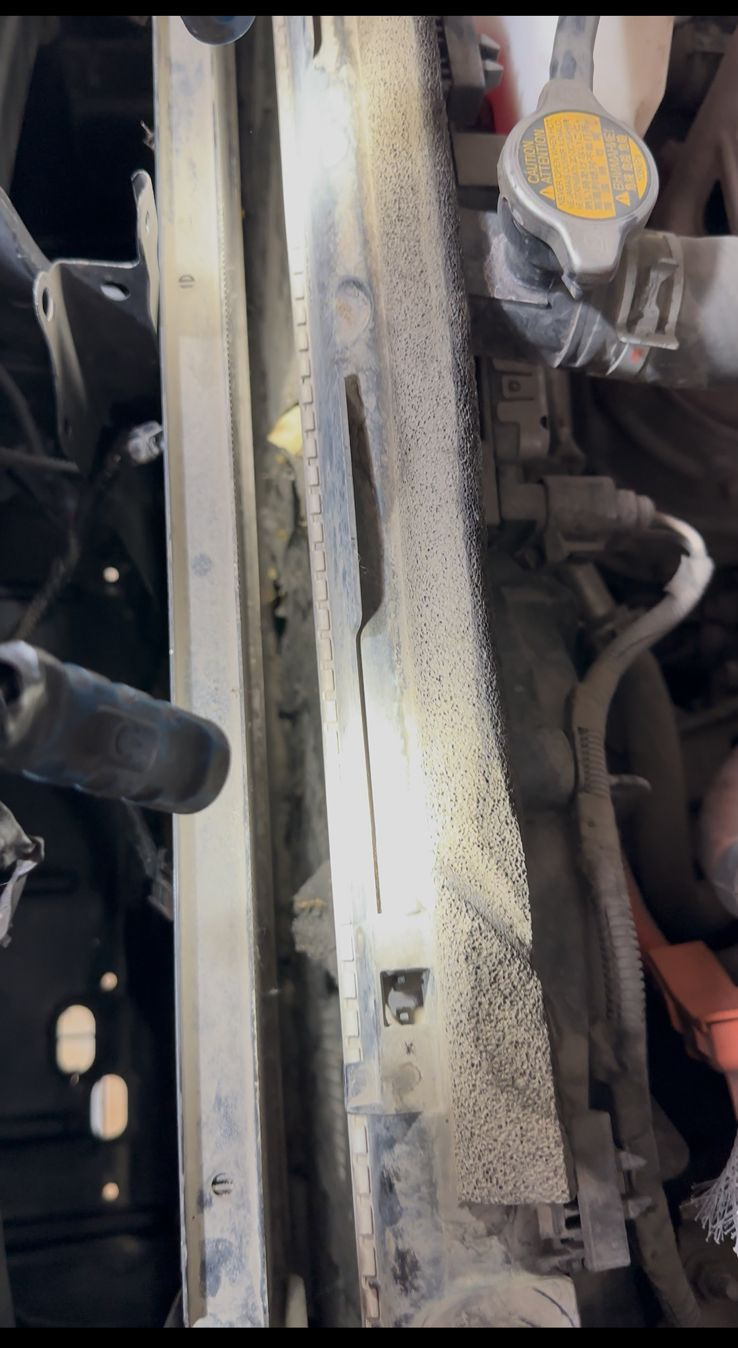 Чистка радиаторов — Lexus ES 300h (XV60), 2,5 л, 2013 года | визит на сервис | DRIVE2