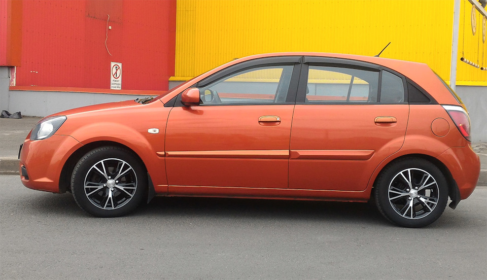 Колёсные диски Скад Монреаль — KIA Rio 5-door (2G), 1,4 л, 2011 года ...