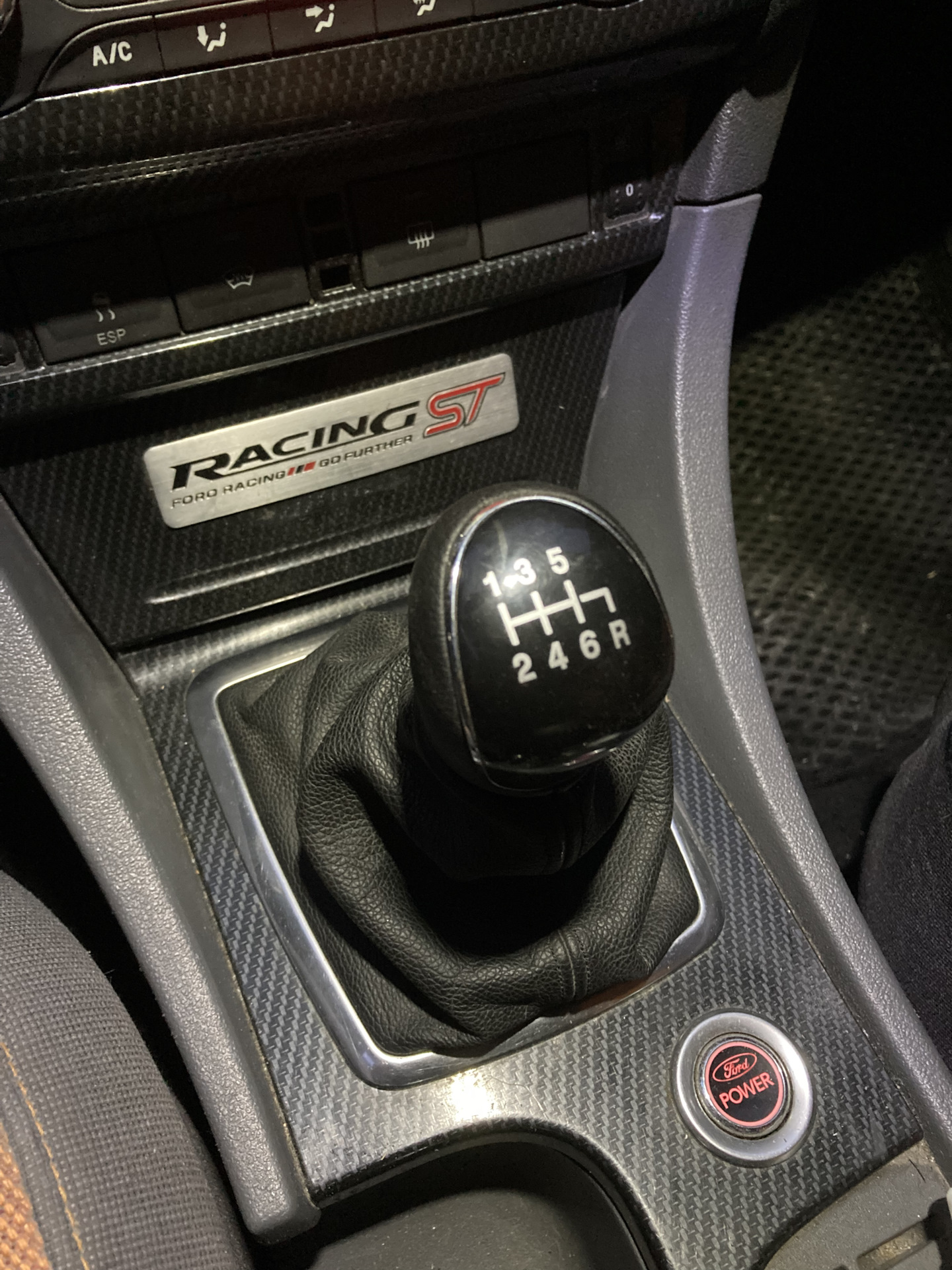 Перешив руля, замена ручки кпп. — Ford Focus ST II, 2,5 л, 2006 года ...