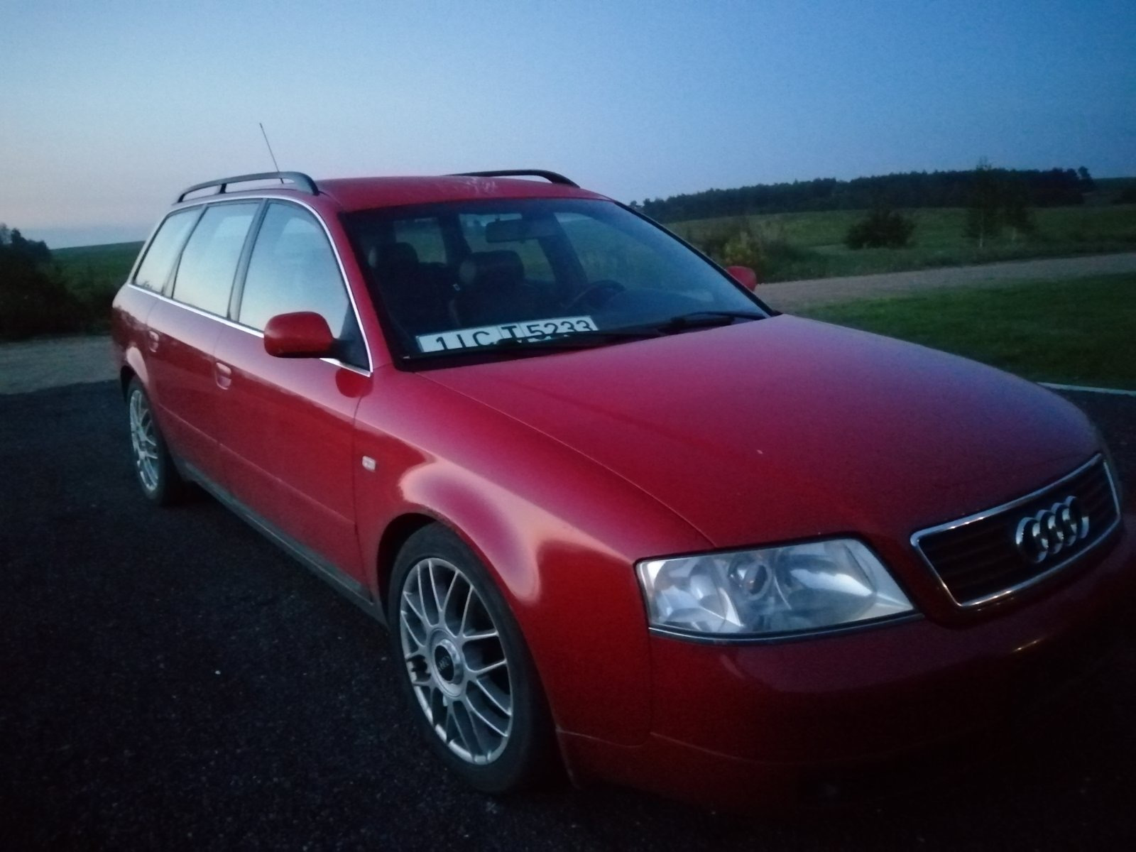 Уехала к новому хозяину — Audi A6 Avant (C5), 1,8 л, 1999 года | продажа машины | DRIVE2