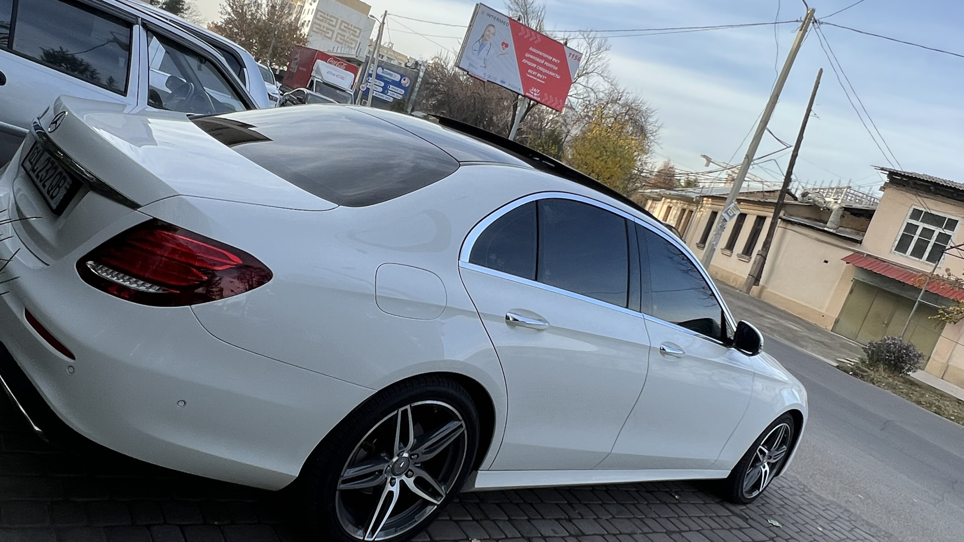Mercedes-Benz E-Class (W213) 2.0 бензиновый 2019 | E200 W213 White ...