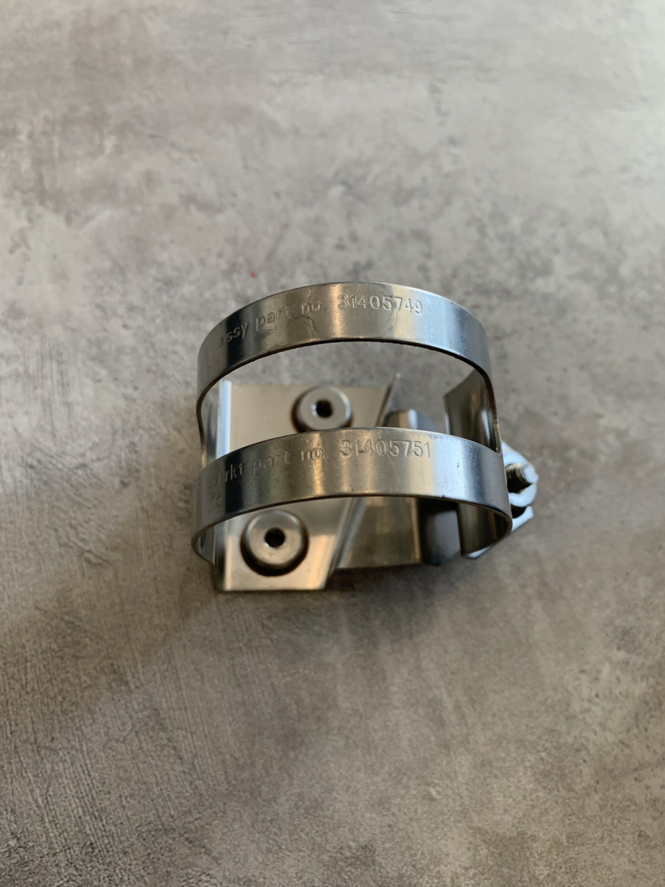 31405751 Кронштейн топливного фильтра для S80 (2006–2016). Volvo ...