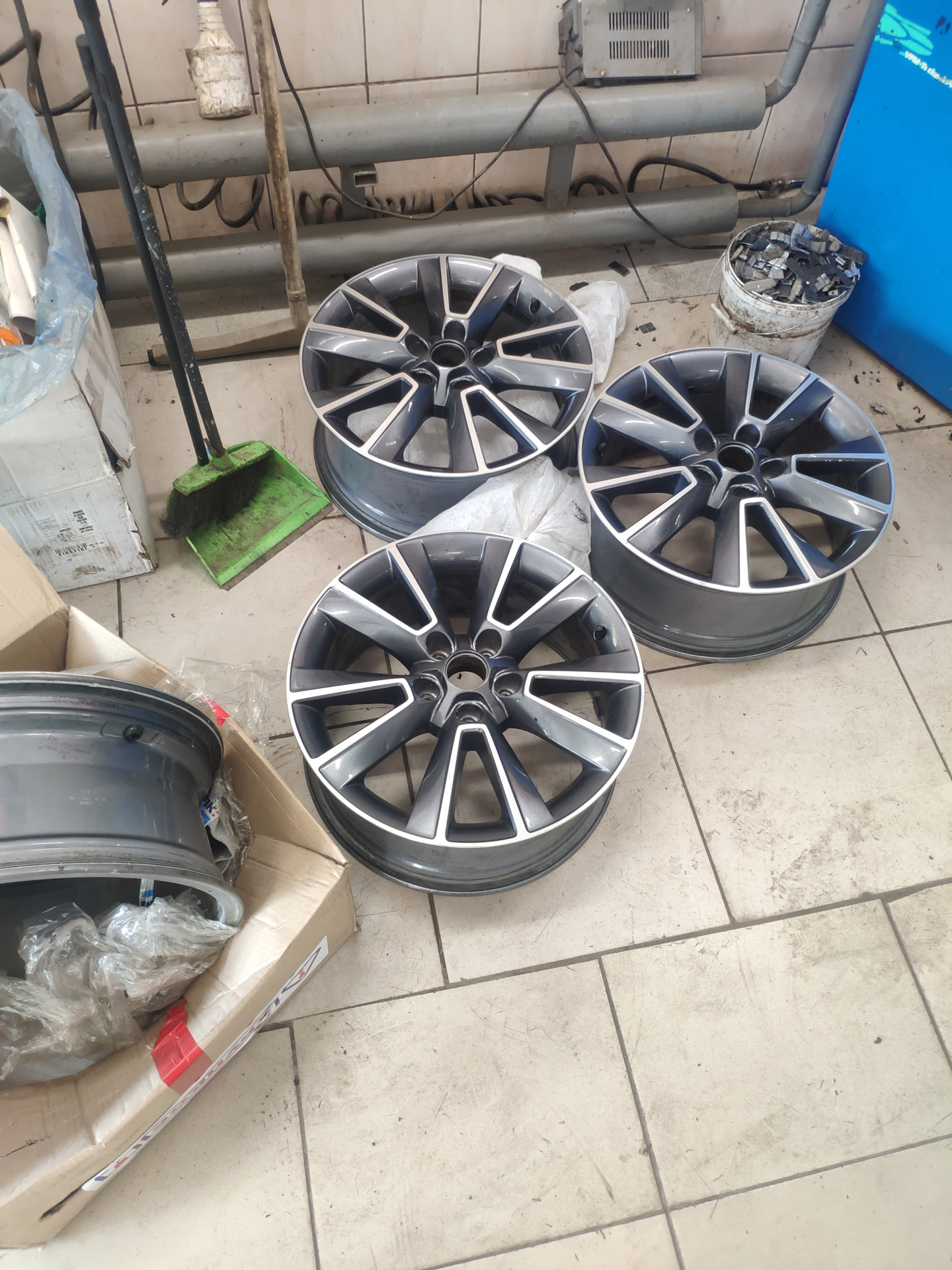 4. Новые диски — Skoda Octavia Combi A7 Mk3, 1,8 л, 2014 года ...