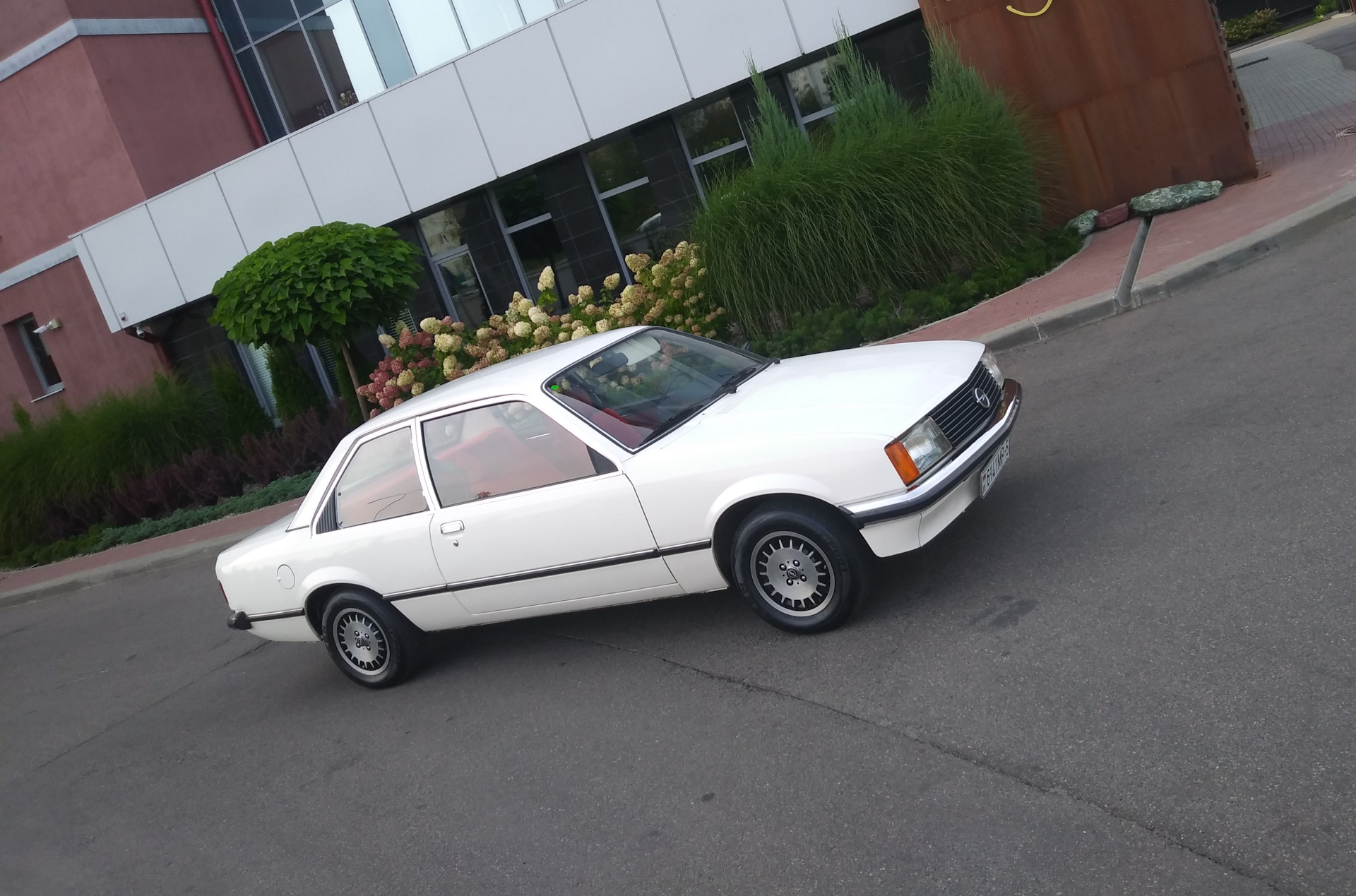 Покатались — Opel Rekord E, 1,9 л, 1978 года | покатушки | DRIVE2