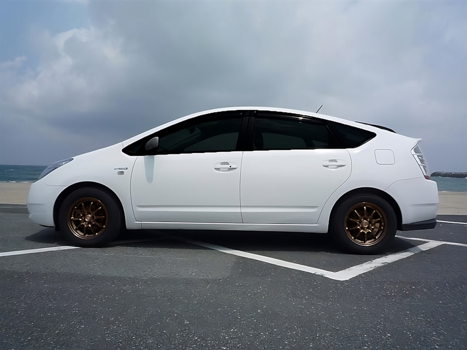 Примеряем Rays Volk Racing VR-CE28N — Toyota Prius (20), 1,5 л, 2010 ...