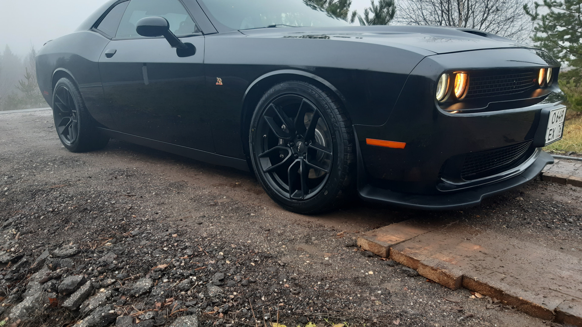 Dodge Challenger 6.4 бензиновый 2018 | HellBee на DRIVE2