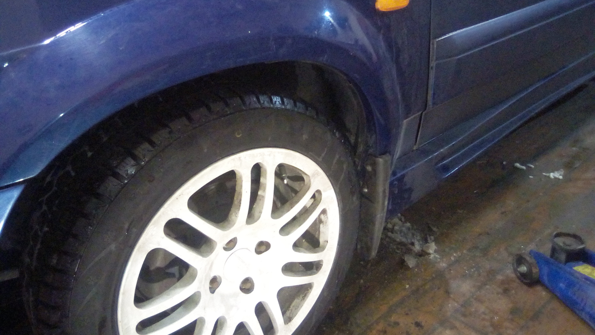 Замена Audi Concert 2 на Navigation PLUS 2 RNS-D — Audi A8 (D2), 2,8 л ...