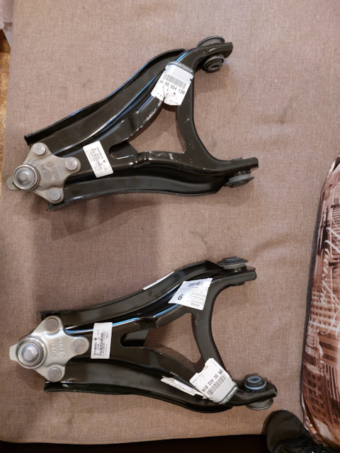 545055413R Рычаг ниж пер л RENAULT | Запчасти на DRIVE2