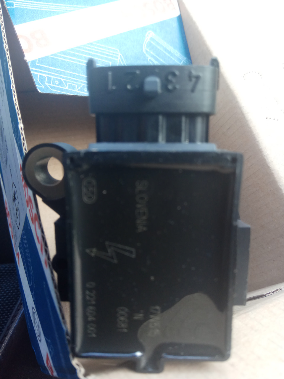 0221604008 Катушка зажигания BOSCH | Запчасти на DRIVE2