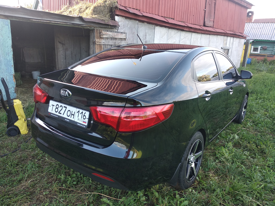 Покрасил решетку радиатора и задние фонари — KIA Rio (3G), 1,4 л., 2014 ...