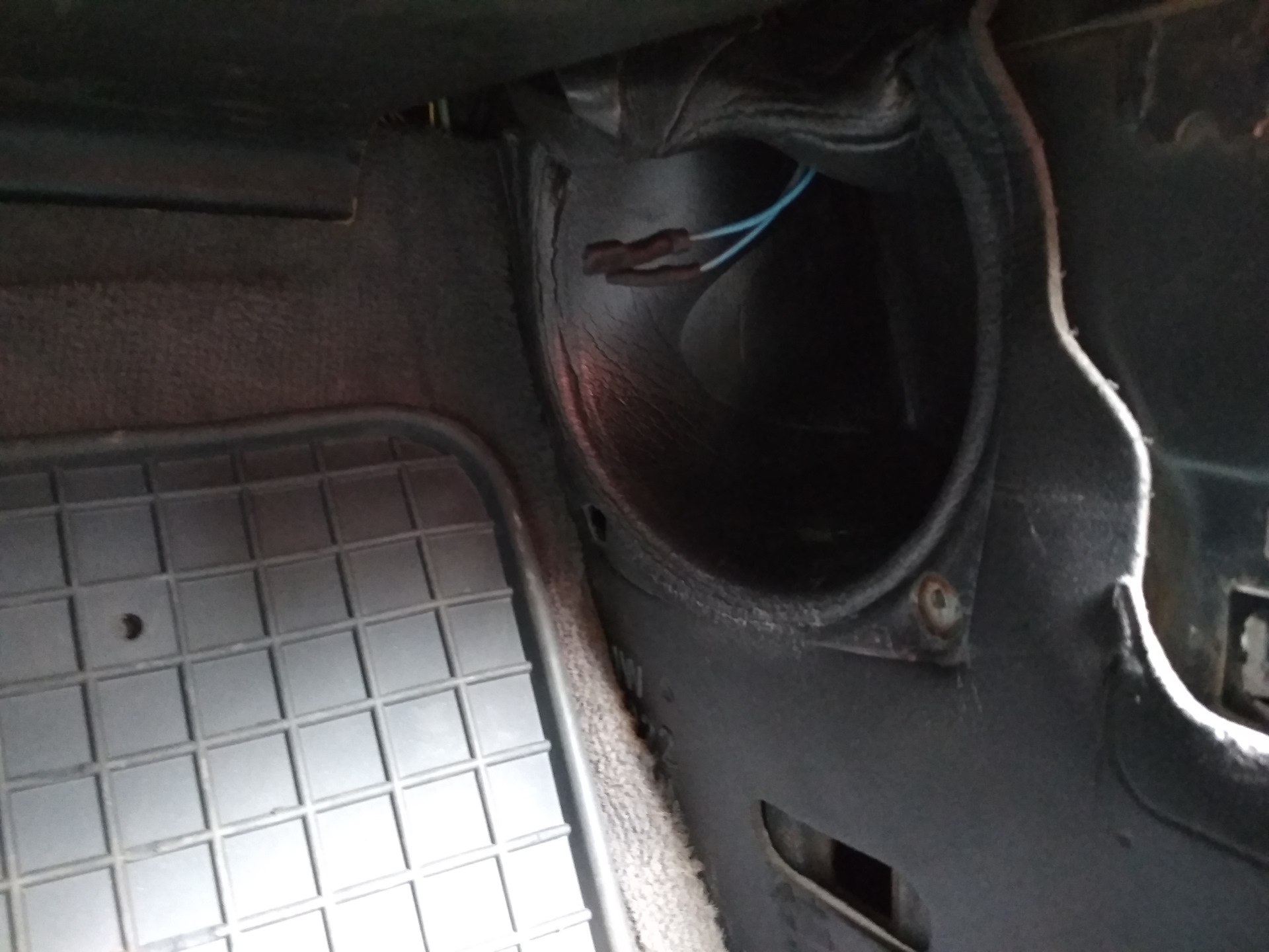 ST164 - Смазка для уплотнителей "Антискрип Авто"