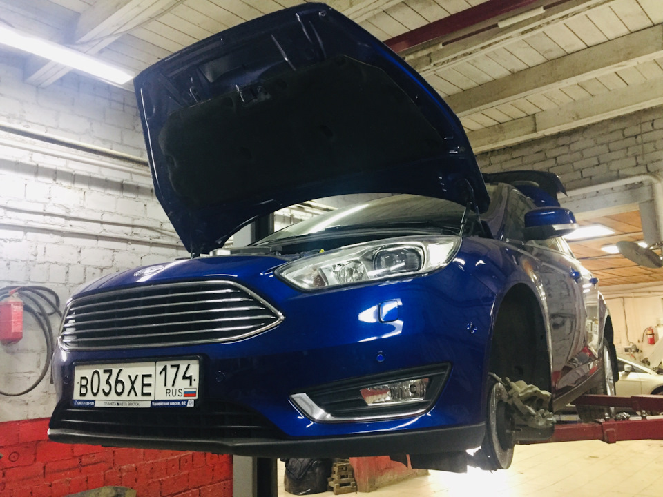 Новые тормозные диски — Ford Focus Hatchback III, 1,5 л, 2017 года ...