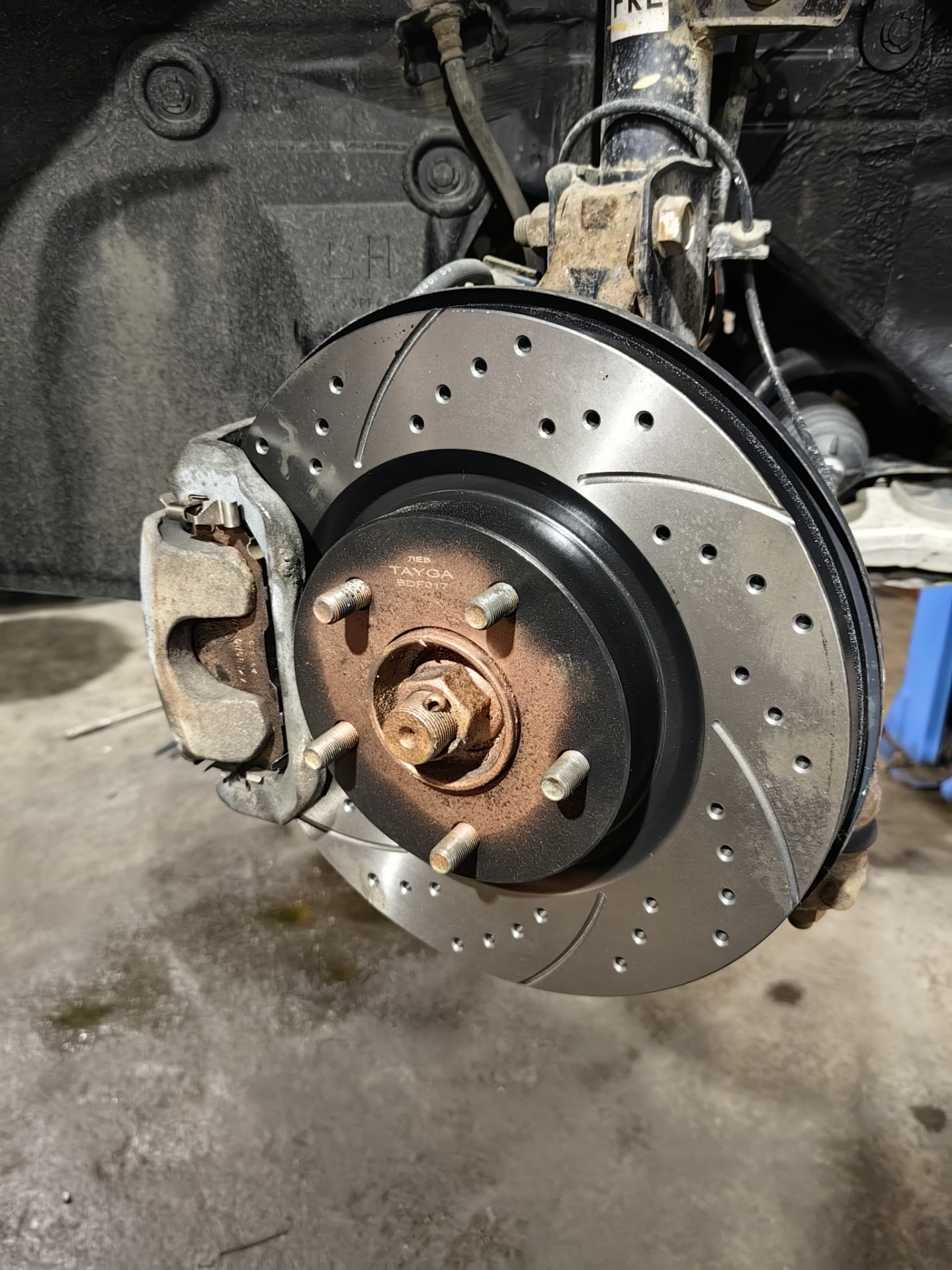 Диски тайга и колодки акебоно — Nissan Teana (J32), 2,5 л, 2012 года ...
