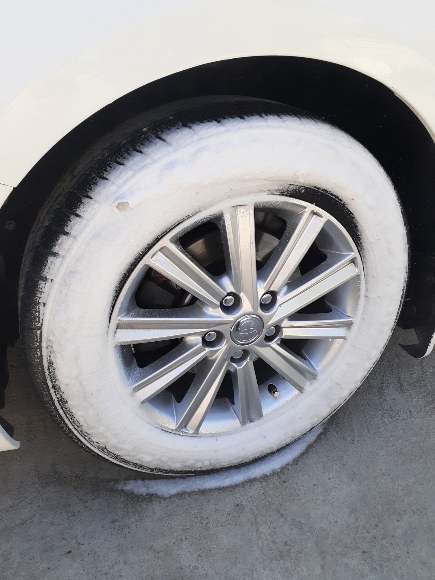 Пена для колес — Toyota Camry (XV50), 2,5 л, 2011 года | наблюдение ...
