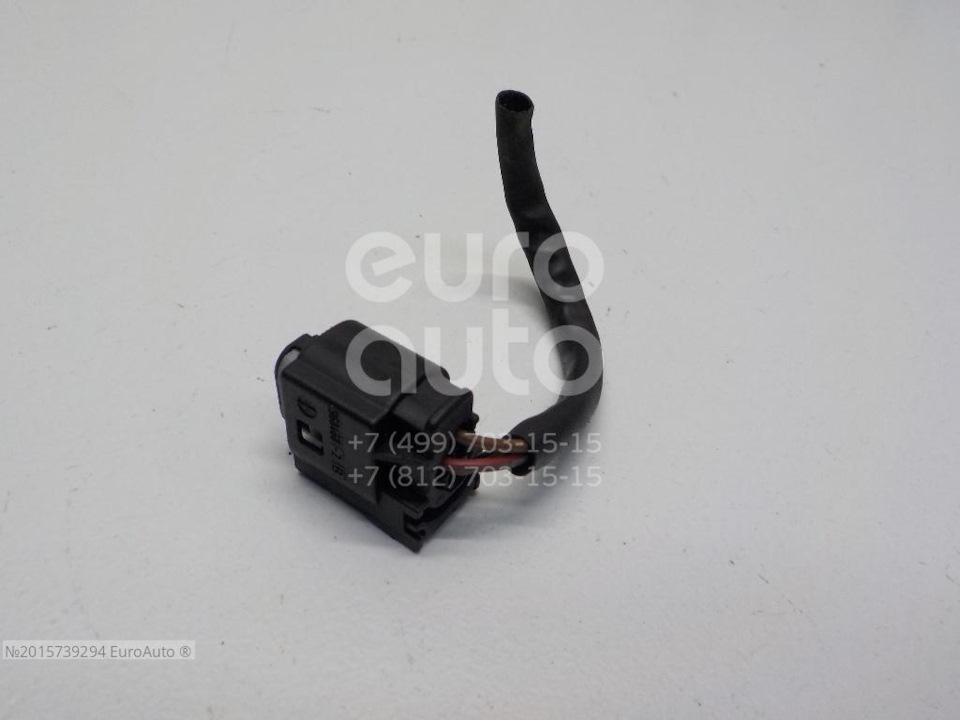 A2105402181 Корпус штекера электрического. Mercedes | Запчасти на DRIVE2