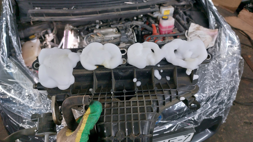 Чистка ЕГР — Toyota Prius (30), 1,8 л, 2010 года | своими руками | DRIVE2