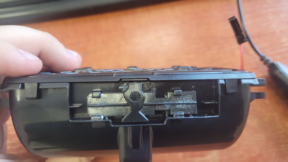 Пепельница bmw f10 — BMW 5 series (F10), 3 л, 2011 года | своими руками ...