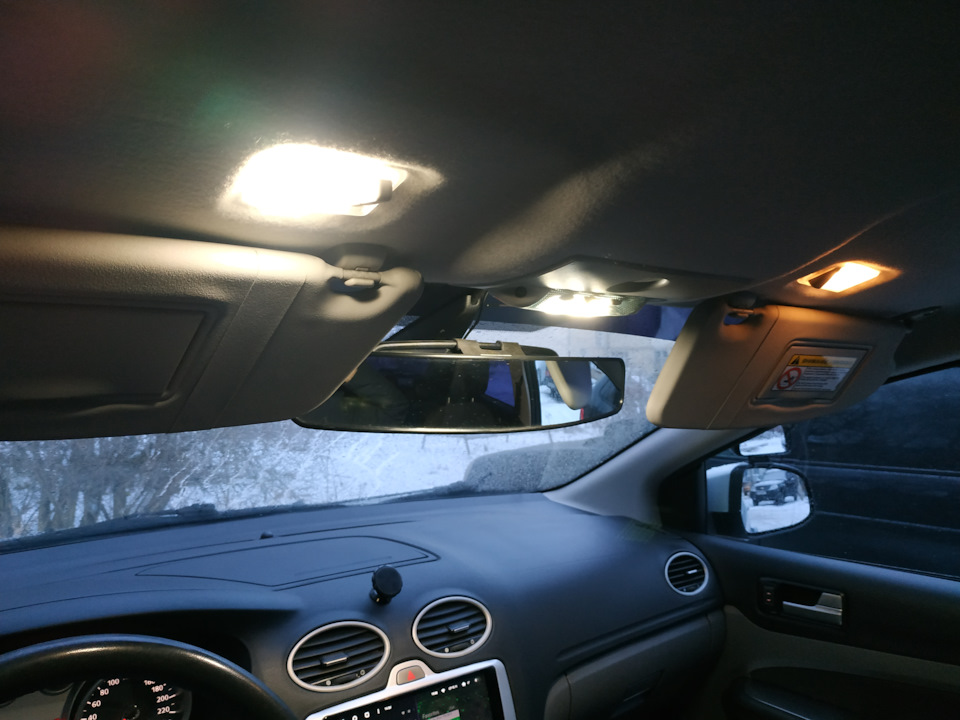 Сделал подсветку салона — Ford Focus Hatchback II, 1,6 л, 2011 года ...