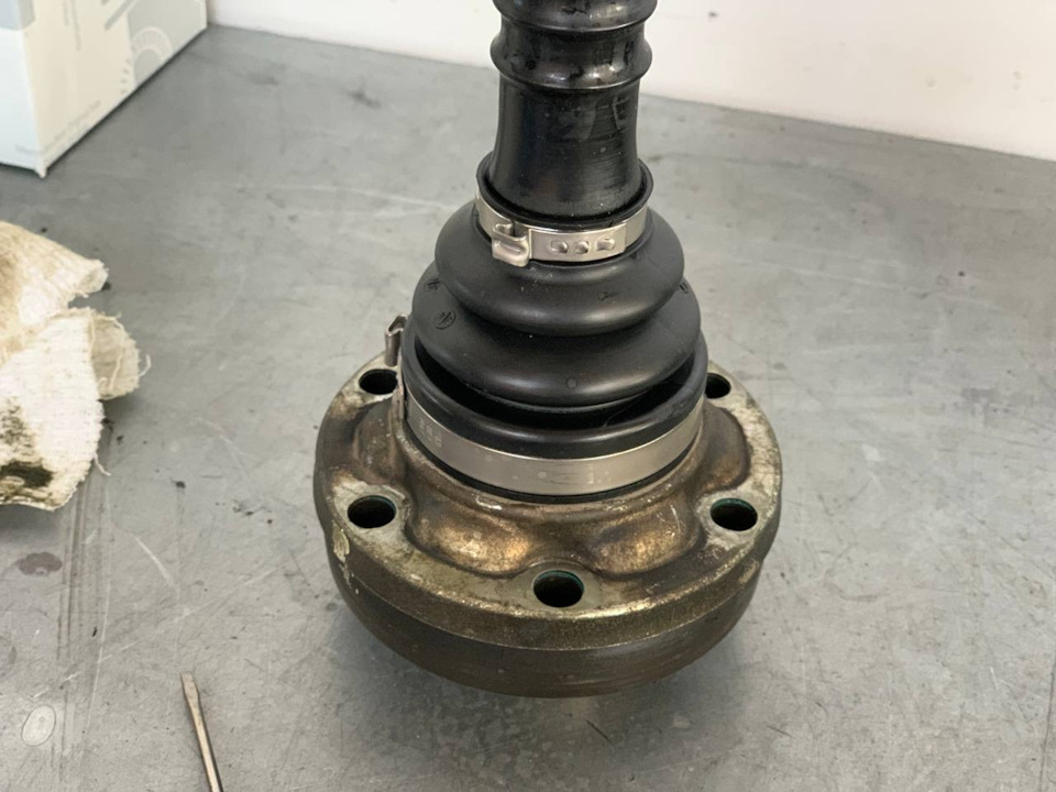 Замена пыльников промвала A4634100106 — Mercedes-Benz G-Class (W463 1G ...